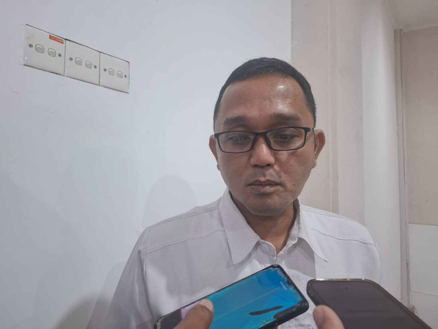 Warga Tak Perlu ke Disdukcapil, Cetak Ulang KTP Kini Bisa di Kecamatan ...